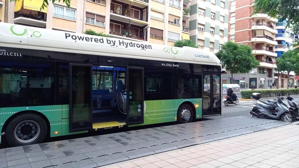 Avanza el transporte público impulsado por pila de hidrógeno: usuarios ...